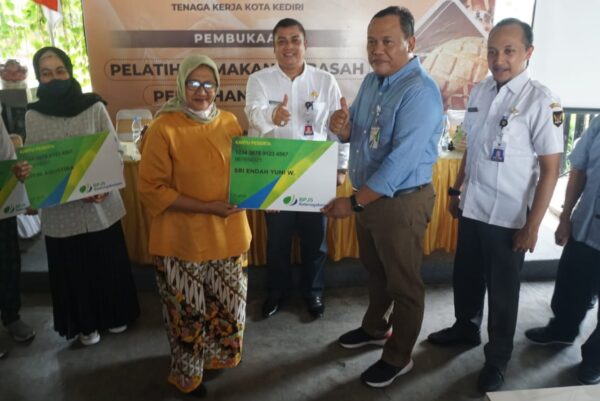 Proteksi Peserta Pelatihan Prodamas Plus, Pemkot Kediri Gandeng BPJS ...