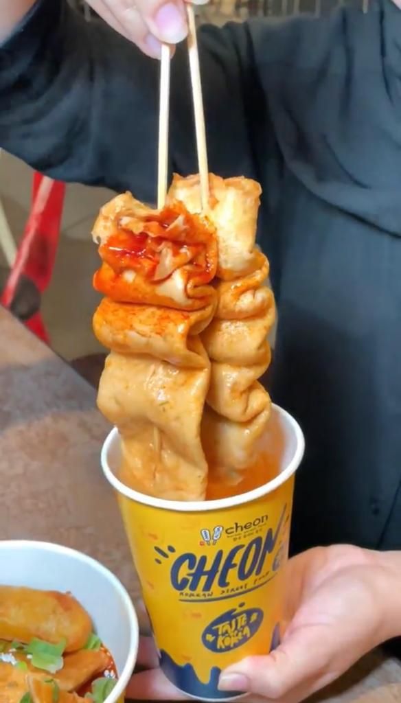 Cheon Korean Street Food Hadirkan Odeng Di Penghujung 2022 - suarapubliknews.net